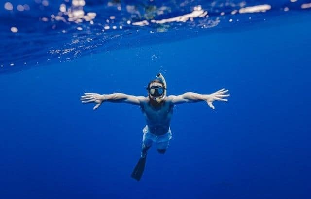 Can you Breathe Underwater with a Snorkel Mask? Facts Diver Must know
