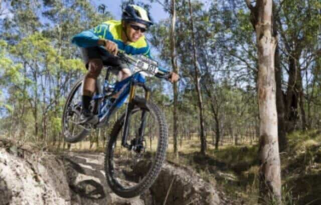 How to Jump a Mountain Bike - Tips to Improve MTB Jumping